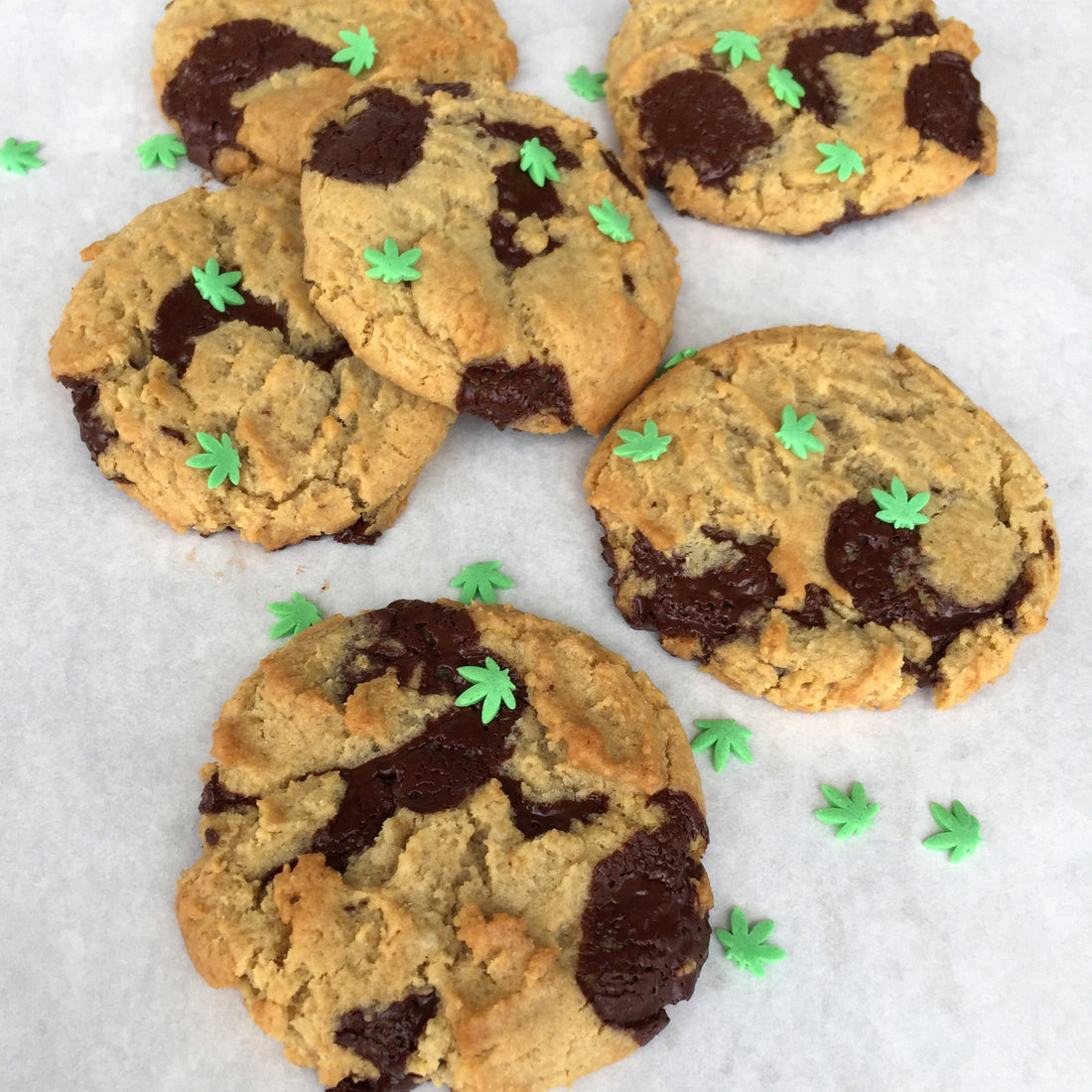 Hemp Leaf Sprinkles (CBD & THC Free) – The Spice Lab
