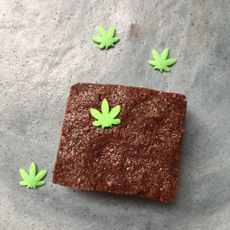 Hemp Leaf Sprinkles (CBD & THC Free) – The Spice Lab
